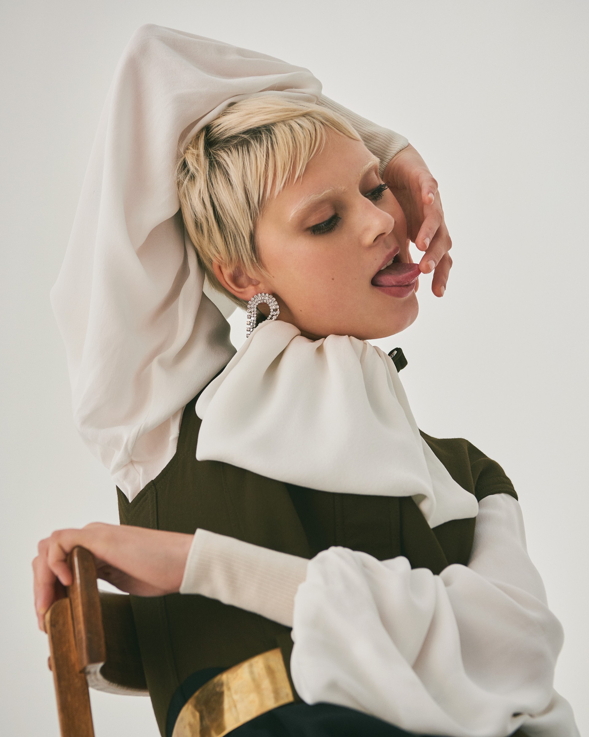 NAOMI YANG — Medievale